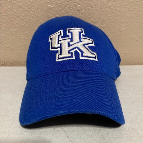 Top of the World | Accessories | Kentucky Wildcats Ncaa Blue Logo ...